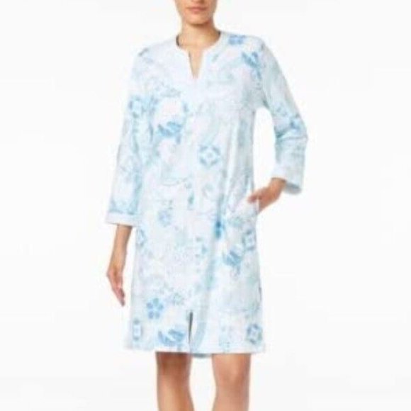 Miss Elaine | Intimates & Sleepwear | Miss Elaine Floralprint Zipfront ...